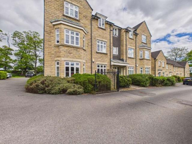 2 Bedroom Apartment Flat