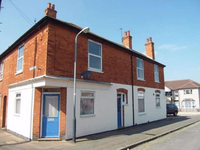 2 Bedroom Apartment Flat