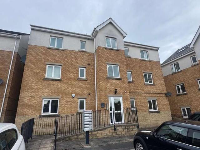 2 Bedroom Apartment Flat