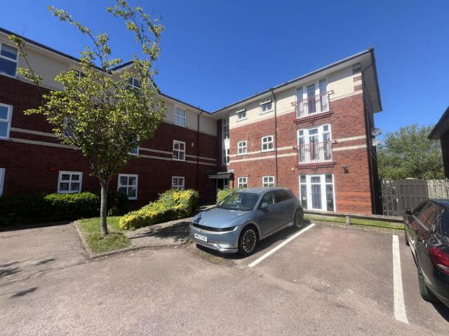 2 Bedroom Apartment Flat