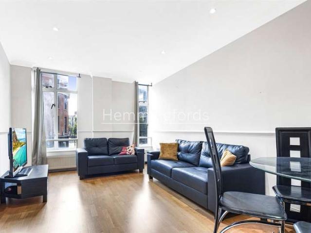 2 Bedroom Apartment Flat