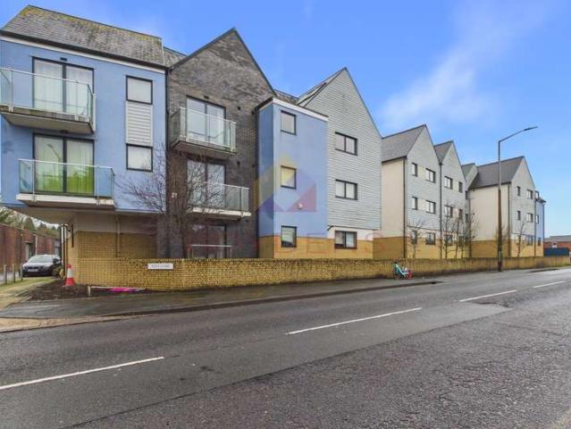 2 Bedroom Apartment Flat