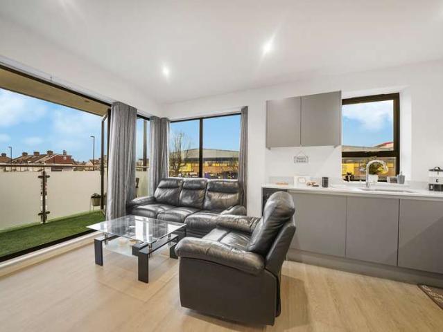 2 Bedroom Apartment Flat