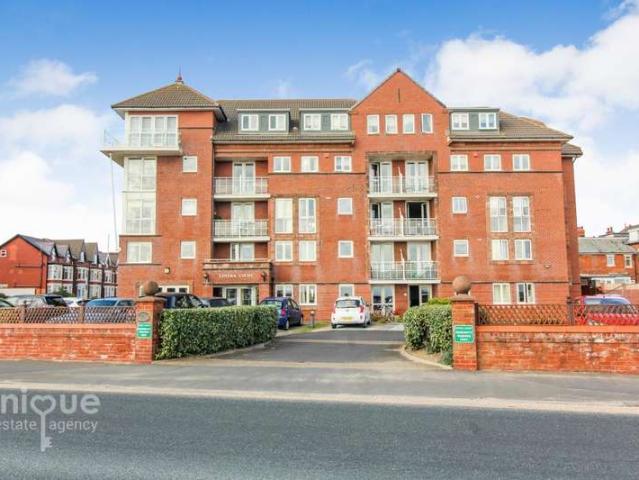 2 Bedroom Apartment Flat