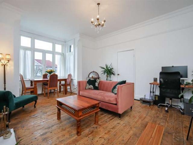 2 Bedroom Apartment Flat
