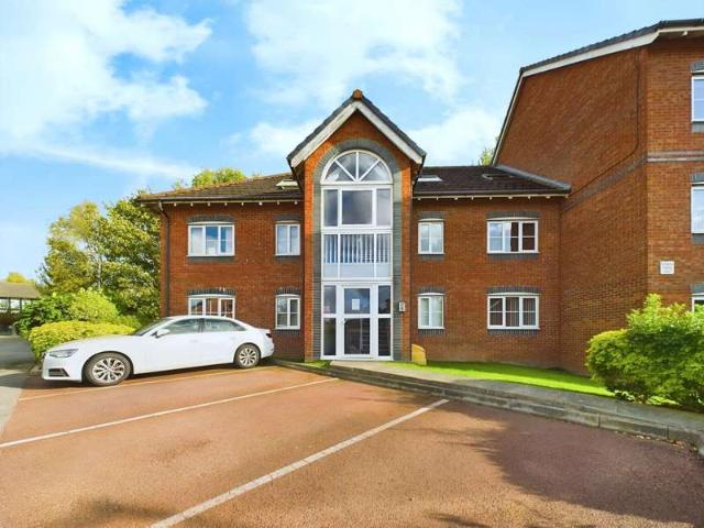 2 Bedroom Apartment Flat