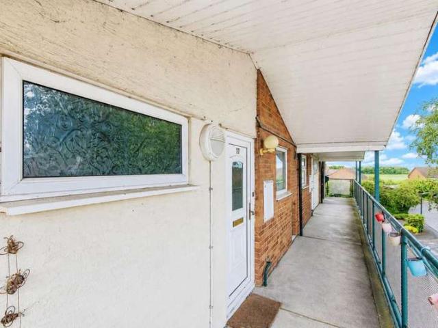 2 Bedroom Apartment Flat