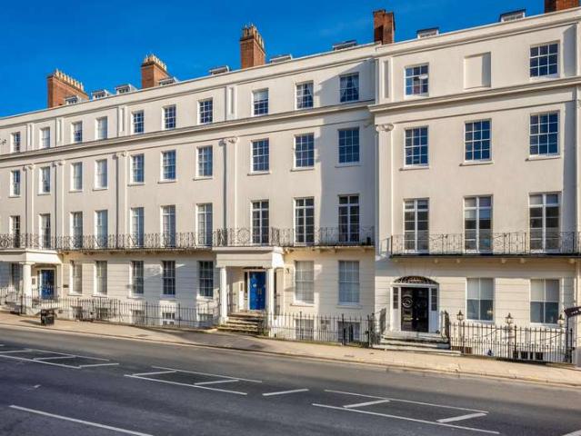 2 Bedroom Apartment Flat