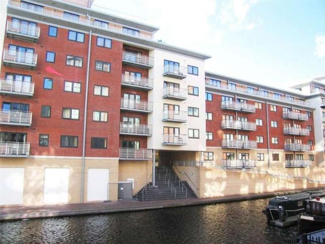 2 Bedroom Apartment Flat