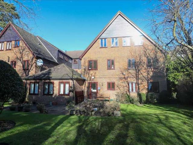 2 Bedroom Apartment Flat
