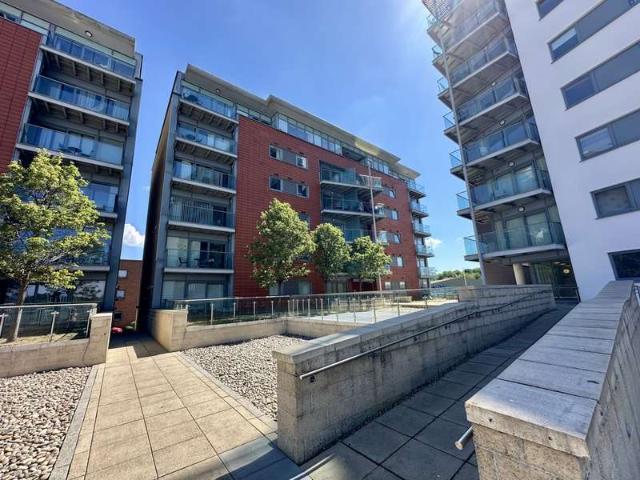 2 Bedroom Apartment Flat