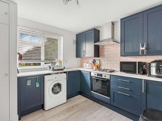 2 Bedroom Apartment Flat