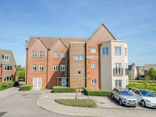 2 Bedroom Apartment Flat