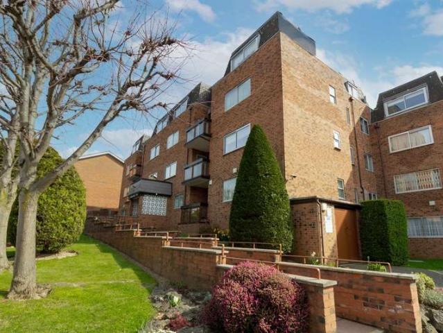 2 Bedroom Apartment Flat