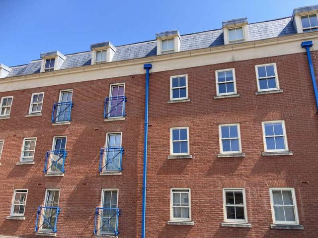2 Bedroom Apartment Flat