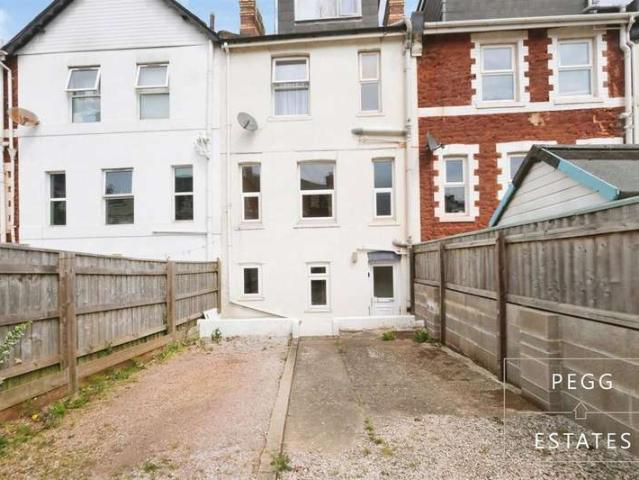 2 Bedroom Apartment Flat
