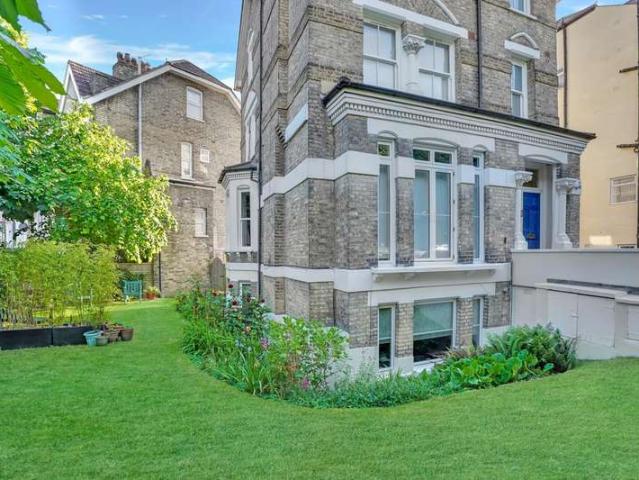 2 Bedroom Apartment Flat