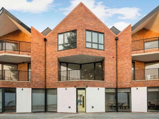 2 Bedroom Apartment Flat