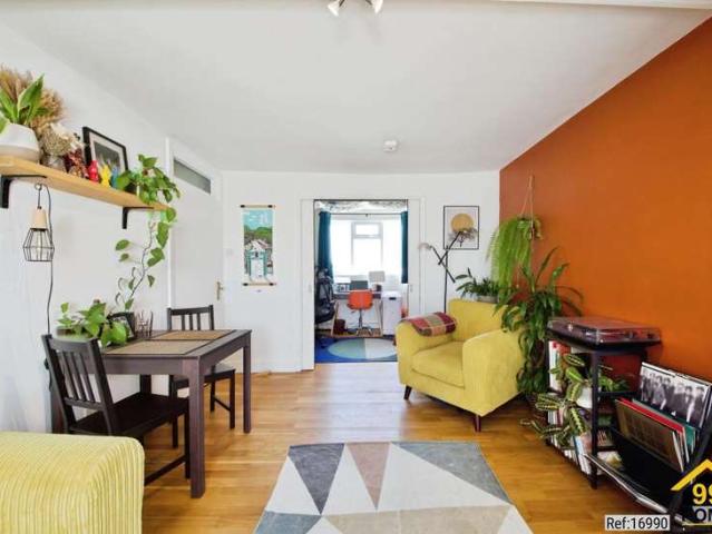 2 Bedroom Apartment Flat