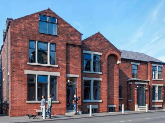 2 Bedroom Apartment Flat