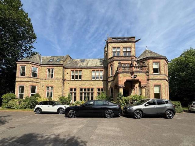 2 Bedroom Apartment Flat
