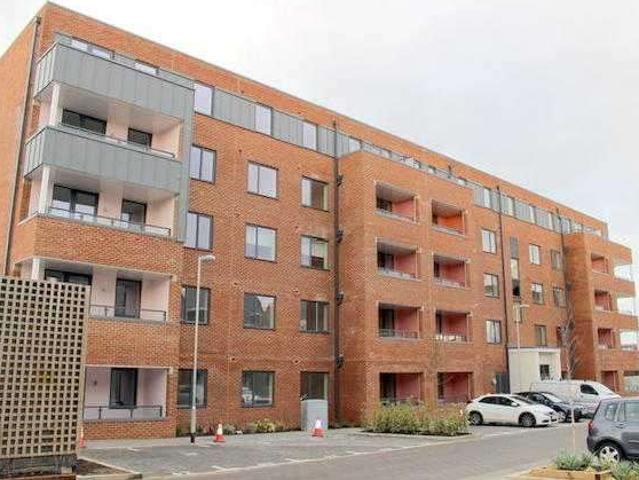 2 Bedroom Apartment Flat