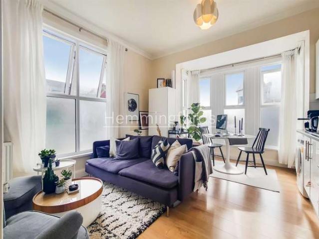 2 Bedroom Apartment Flat