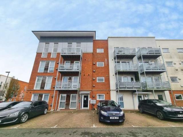 2 Bedroom Apartment Flat