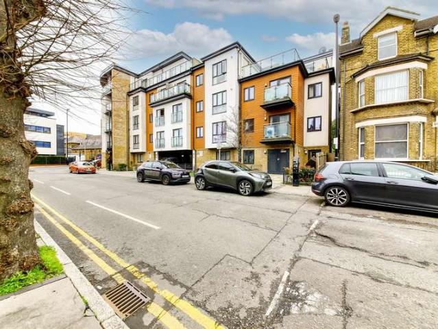 2 Bedroom Apartment Flat