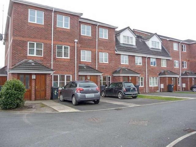 2 Bedroom Apartment Flat