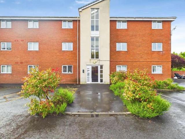 2 Bedroom Apartment Flat