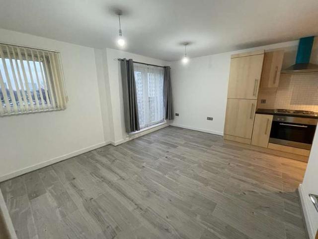 2 Bedroom Apartment Flat