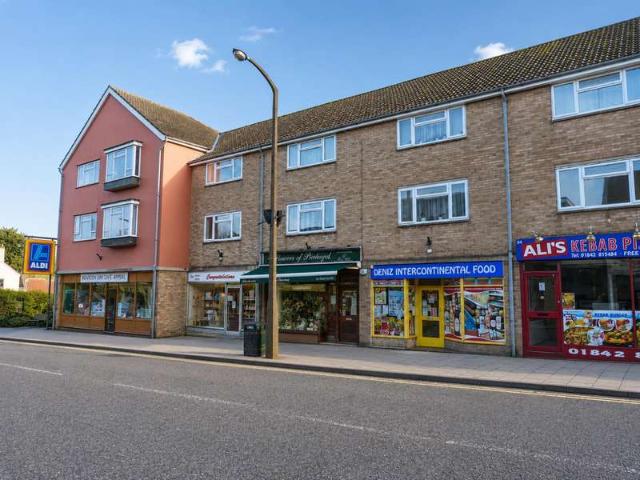 2 Bedroom Apartment Flat