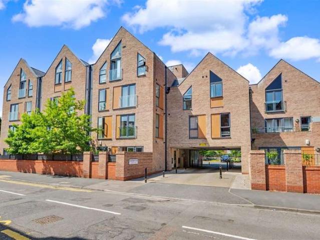 2 Bedroom Apartment Flat