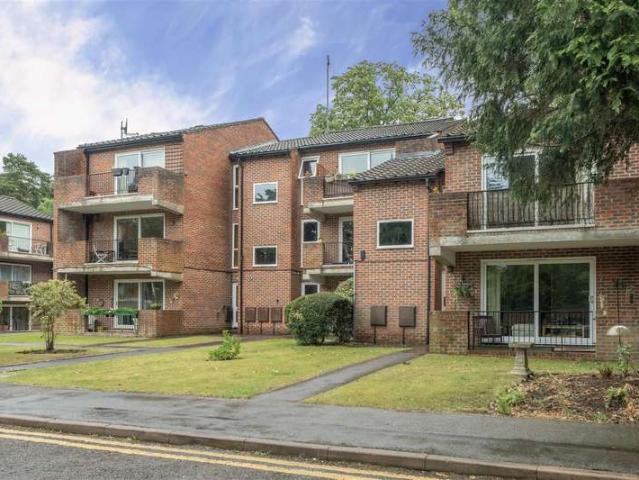 2 Bedroom Apartment Flat