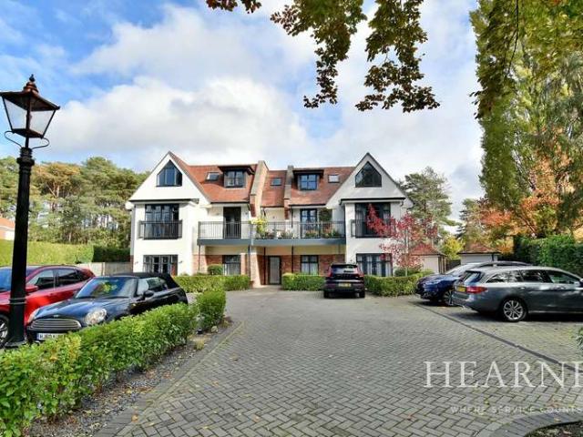 2 Bedroom Apartment Flat