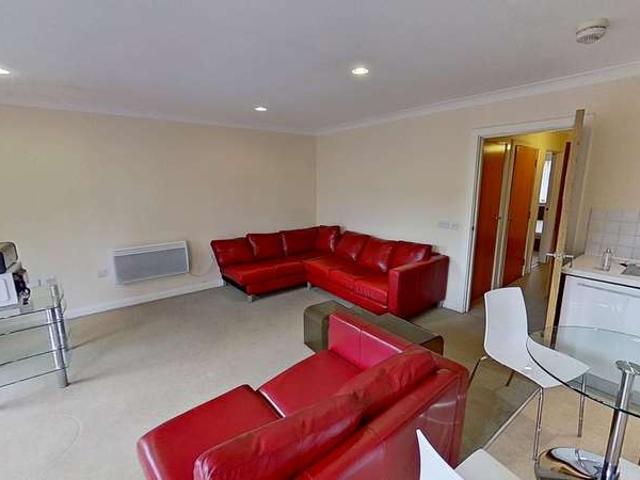2 Bedroom Apartment Flat