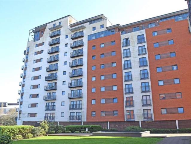 2 Bedroom Apartment Flat