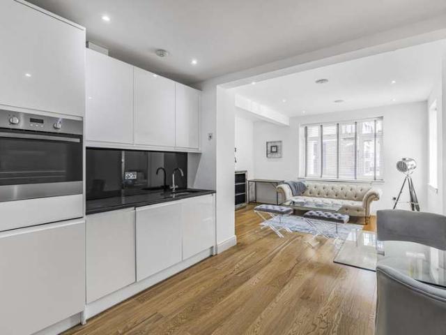 2 Bedroom Apartment Flat