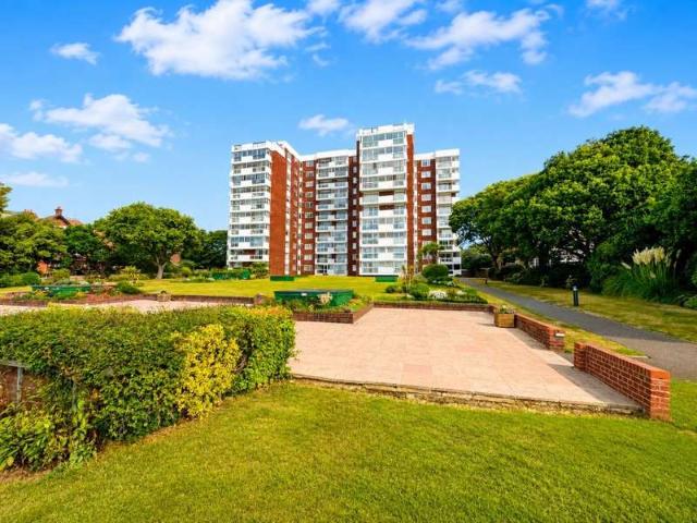 2 Bedroom Apartment Flat