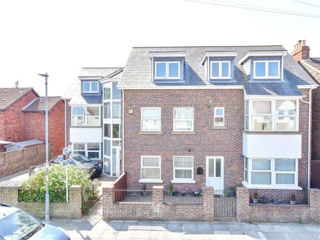 2 Bedroom Apartment Flat