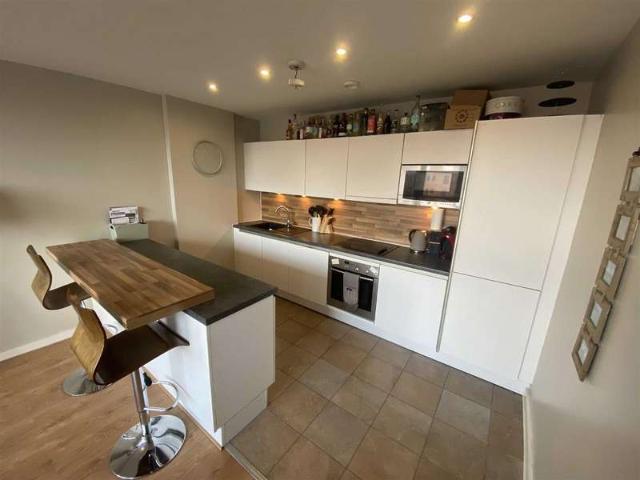 2 Bedroom Apartment Flat