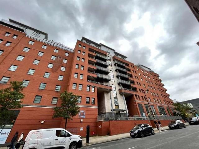 2 Bedroom Apartment Flat