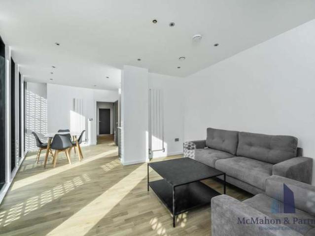 2 Bedroom Apartment Flat