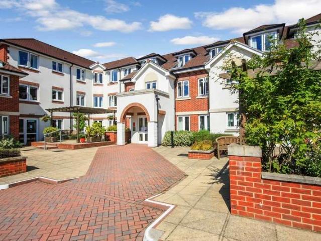 2 Bedroom Apartment Flat