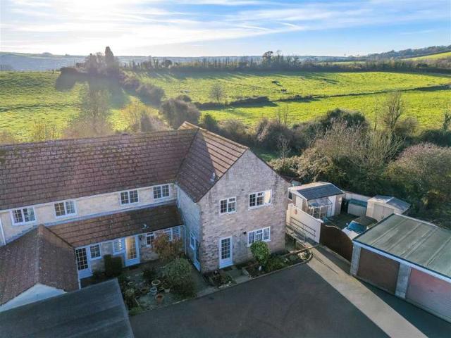 2 Bedroom Apartment Flat