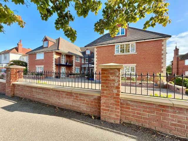 2 Bedroom Apartment Flat