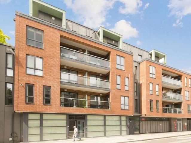2 Bedroom Apartment Flat