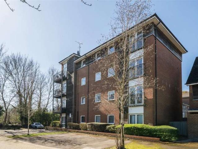 2 Bedroom Apartment Flat