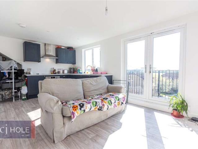 2 Bedroom Apartment Flat